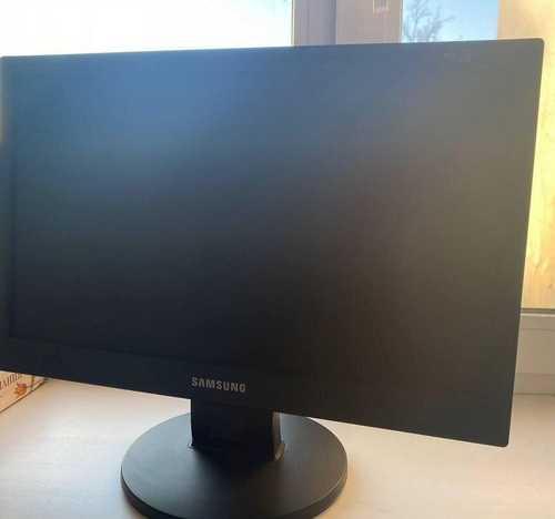 Монитор Samsung SyncMaster 2043SN, 20", 1600x900