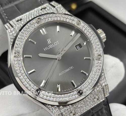 Часы hublot classic fusion diamond grey новые