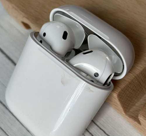 Наушники Apple Airpods 1-го поколения