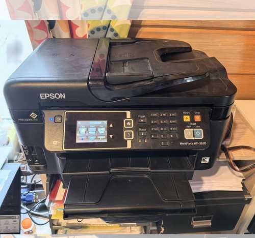 Принтер мфу Epson Workforce WF-3620 рабочий