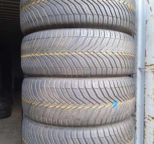Michelin CrossClimate 2 215/55 R17