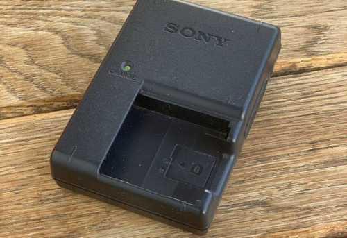 Зарядное устройство Sony для Action Cаm