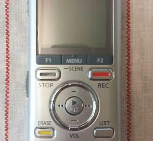 Диктофон Olympus WS-831 Silver 2 Гб, USB