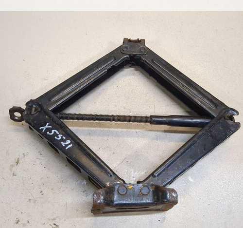 Домкрат Opel Astra J, 2010