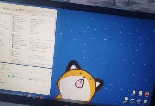 Полу-игровой компьютер с монитором, наушниками