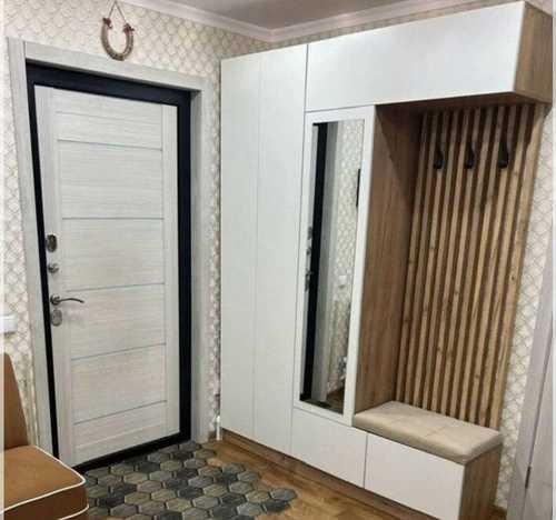 Прихожая белая в наличии