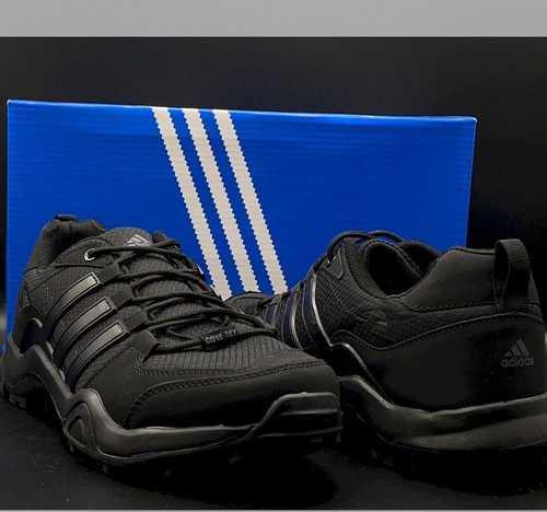 Новые кроссовки Adidas gore-tex новые мужские 41-4