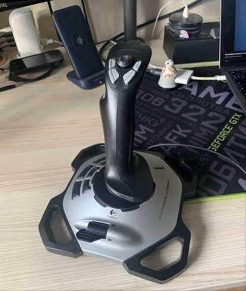 Джойстик Logitech Extreme 3D Pro