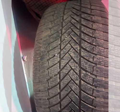 Bridgestone Blizzak LM-005 285/45 R21