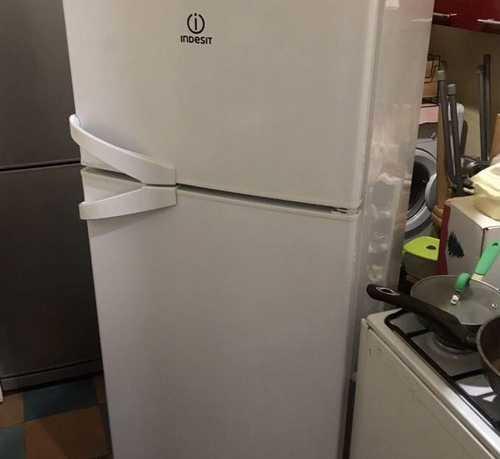 Холодильник indesit 145