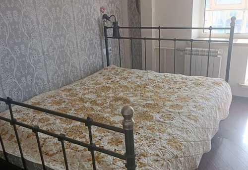 Кровать Икеа Svelvik двуспальная с матрасом