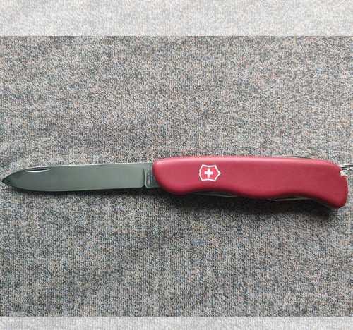 Victorinox Adventurer 111