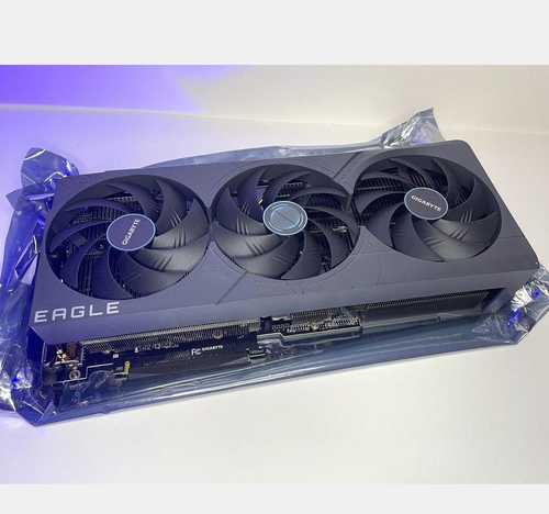 Gigabyte nvidia GeForce RTX 4080 eagle OC/Новая