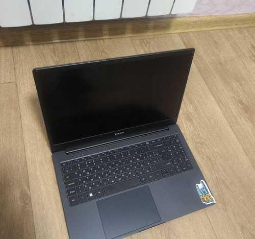 Свежий Ноутбук i5 1035G1