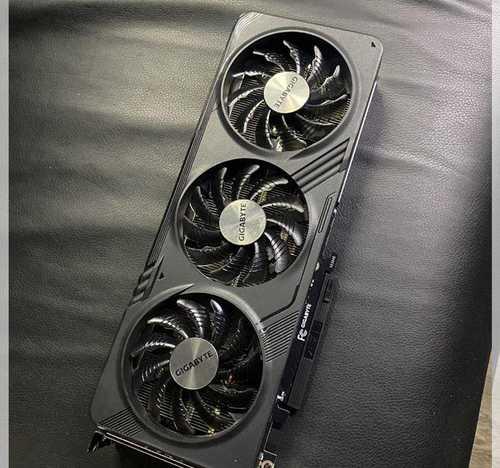 Gigabyte GeForce RTX 4060 gaming OC 8 гб