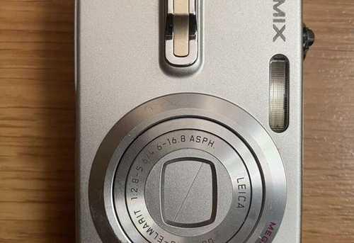 Компактный фотоаппарат lumix с объективом leica