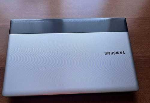 15.6" Samsung NP300E5A, 500 ГБ, Core i5-2430M, RAM 8 ГБ, GeForce GT 520MX 1 ГБ
