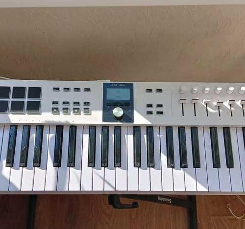 Arturia keylab essential 49 mk3 white