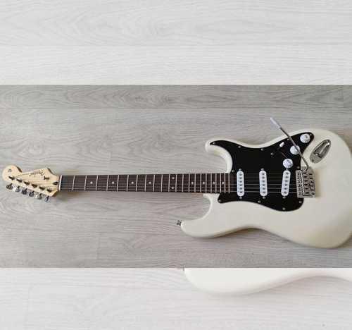 Электрогитара Fender Stratocaster