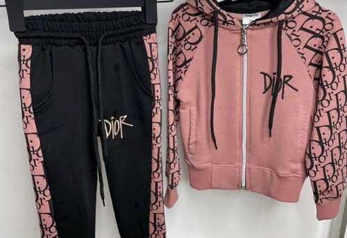 Крутой костюм Dior