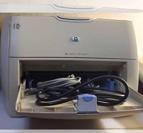 Продам принтер HP Laser Jet 1200 series