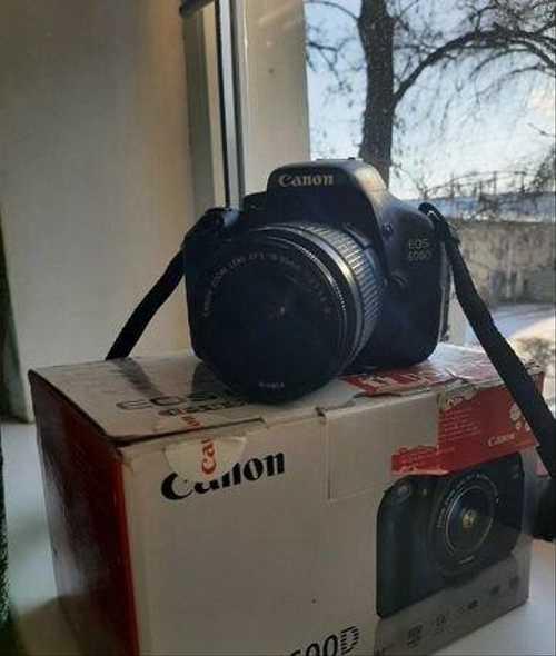 Зеркальный фотоаппарат Canon 600d kit 18-55mm