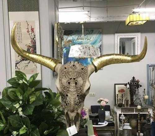 Декор череп с золотыми рогами Испания