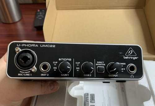 Behringer U-Phoria UMC22, Звуковая карта