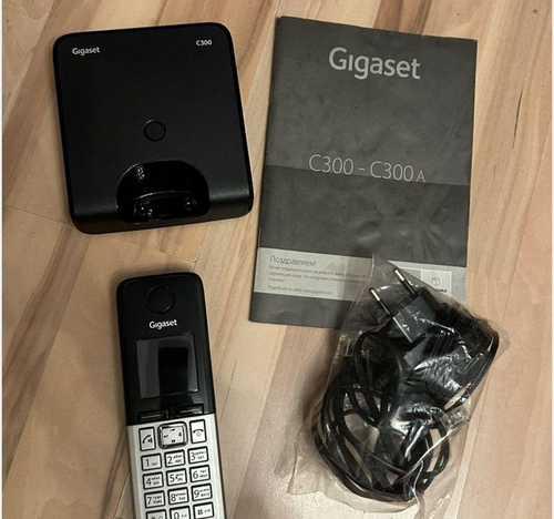 Продам радиотелефон Gigaset C300