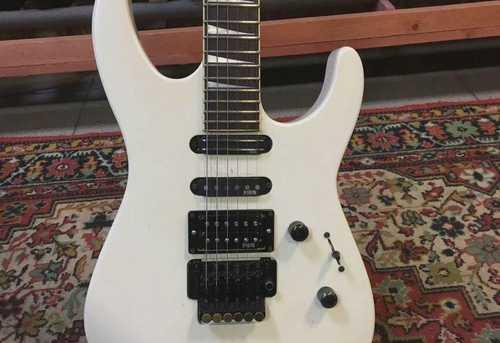 Электрогитара Jackson Professional Soloist XL Whit