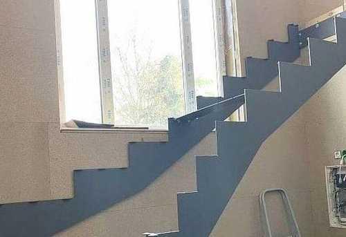 Отделка межэтажных лестниц в частные дома