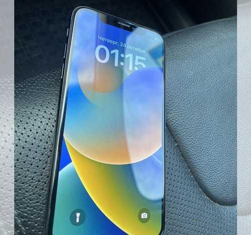 iPhone X, 64 ГБ