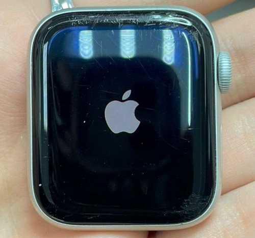 Часы apple watch5 40