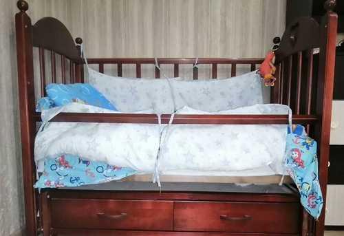 Детская кроватка с маятником бу