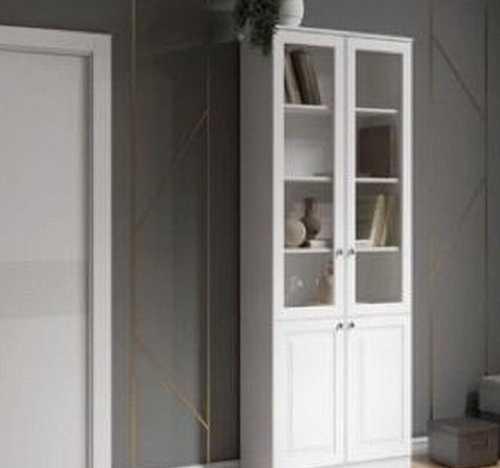 Книжный шкаф белый со стеклом