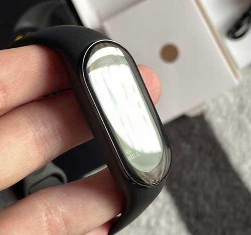 Смарт часы Xiaomi Mi SMART Band 7