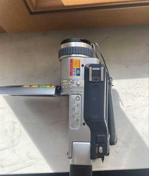 Видеокамера sony digital 8 handycam