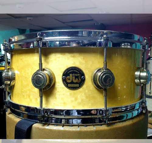 DW collectors 14x6 Bird's eye maple Малый барабан