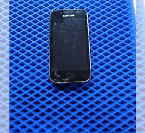 Смартфон Samsung GT-I9003