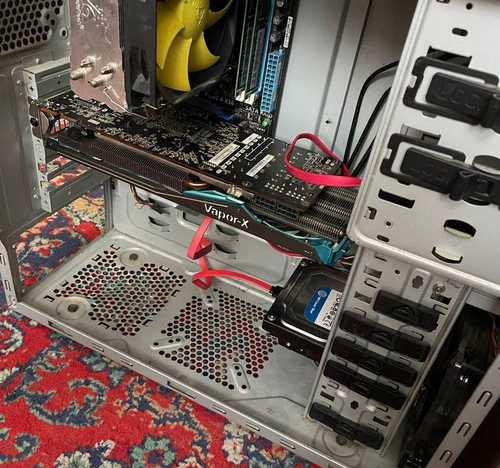 Мощьный игровой пк ссд R9 280x 16ozu