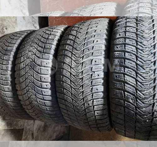 Michelin Latitude X-Ice North 3 235/45 R17