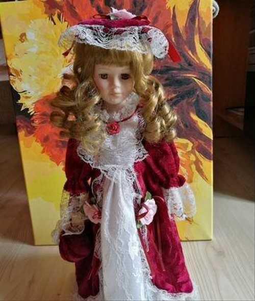 Фарфоровая кукла 41 см