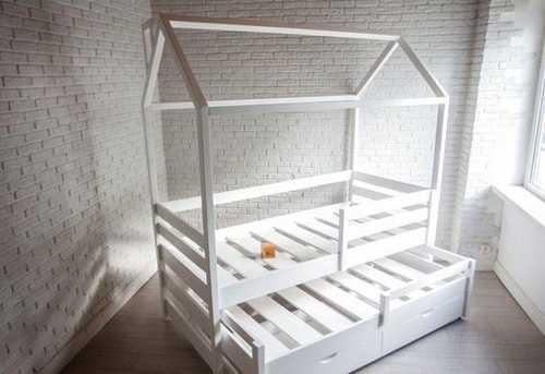 Детская выдвижная кровать для 2-х в форме домика