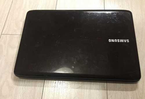 Ноутбук для работы и учебы Samsung R540