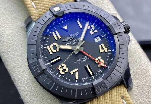 Breitling Avenger GMT 45