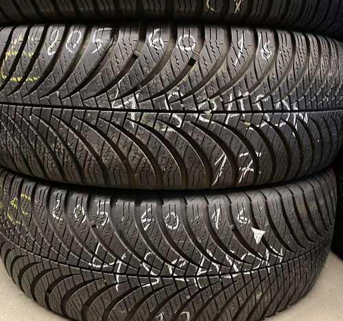 Goodyear Vector 4Seasons 205/60 R16