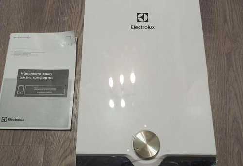 Водонагреватель Electrolux NPX 8 Flow Active 2.0