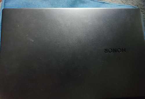 15.6" HONOR MagicBook X 15 BBR-WAI9, 256 ГБ, Core i3-10110U, RAM 8 ГБ, Intel UHD Graphics