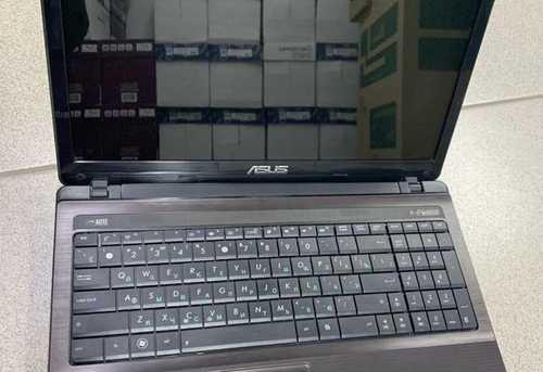 15.6" ASUS X53B, 320 ГБ, E-450, RAM 2 ГБ, Radeon HD 6470M 1 ГБ