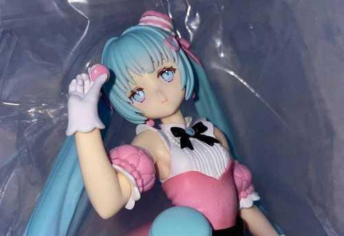 Фигурка аниме Hatsune Miku Macaron